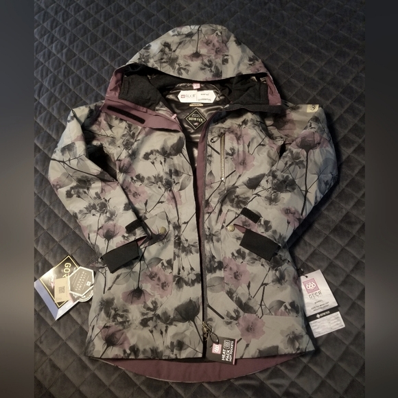 686 | Jackets & Coats | Nwt 686 Moonlight Jacket Xs | Poshmark